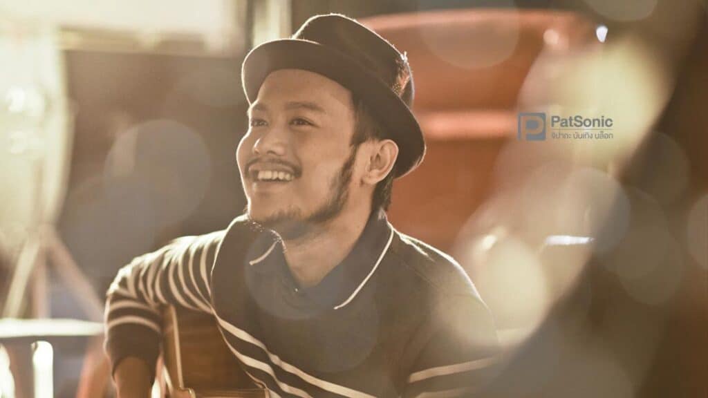 สิงโต นำโชค | Singto Numchok เซิร์ฟมิวสิกสไตล์ไทยๆ